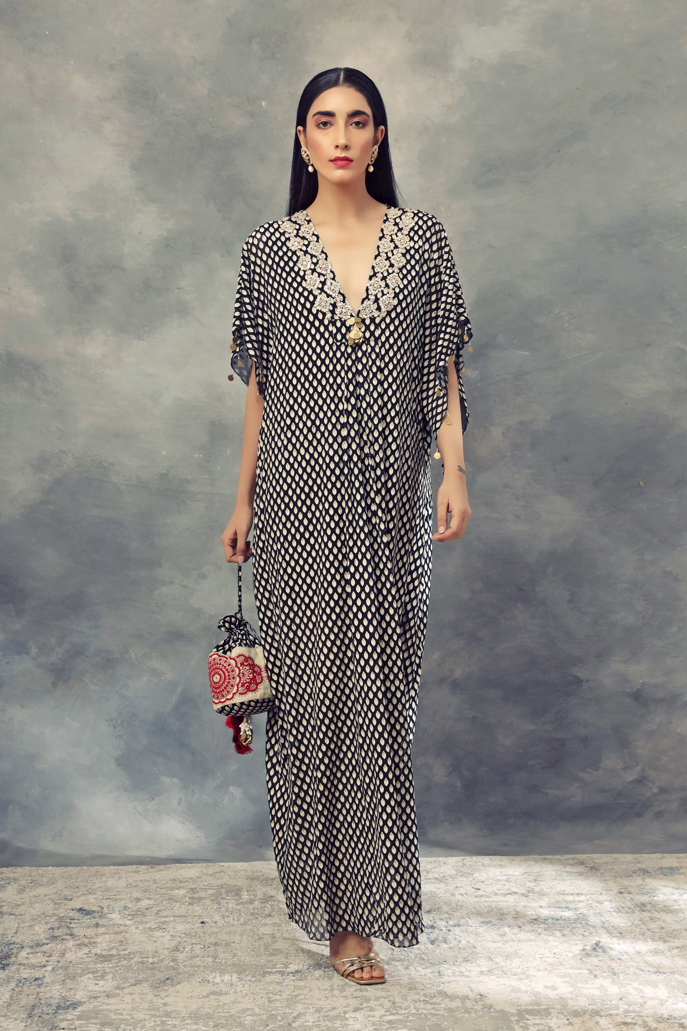 Black Bindu Print Kaftan – Bhumika Sharma